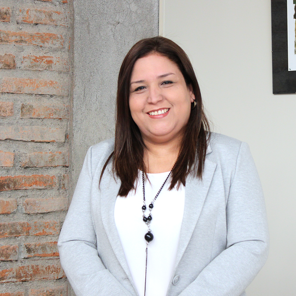Angie Reyes Useche - Postgrados UBO